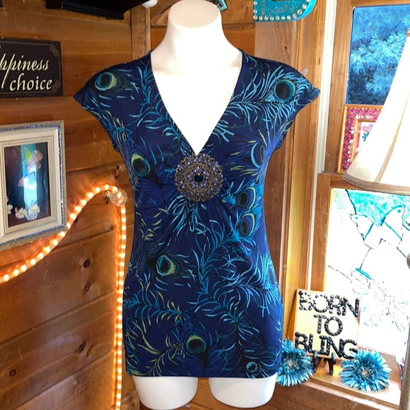 Apt. 9 | Tops | Apt 9 Sexy Peacock Top Low Cut Form Fitting Nwot | Poshmark